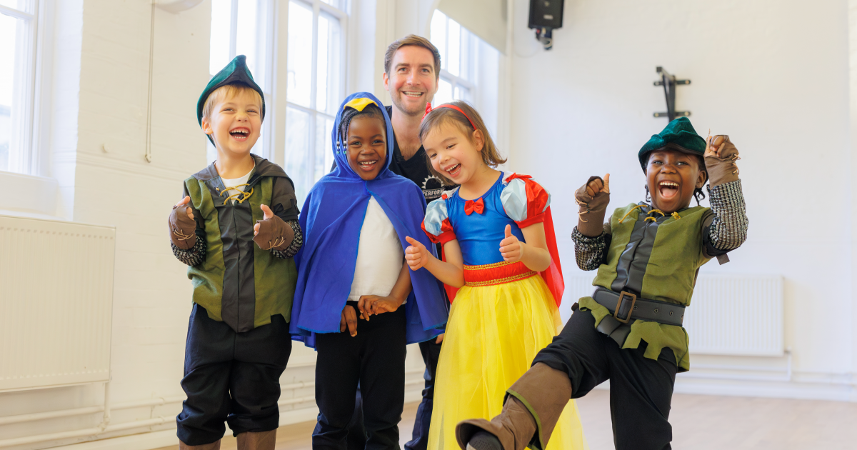 Snow White - Holiday Activities for Kids - Perform